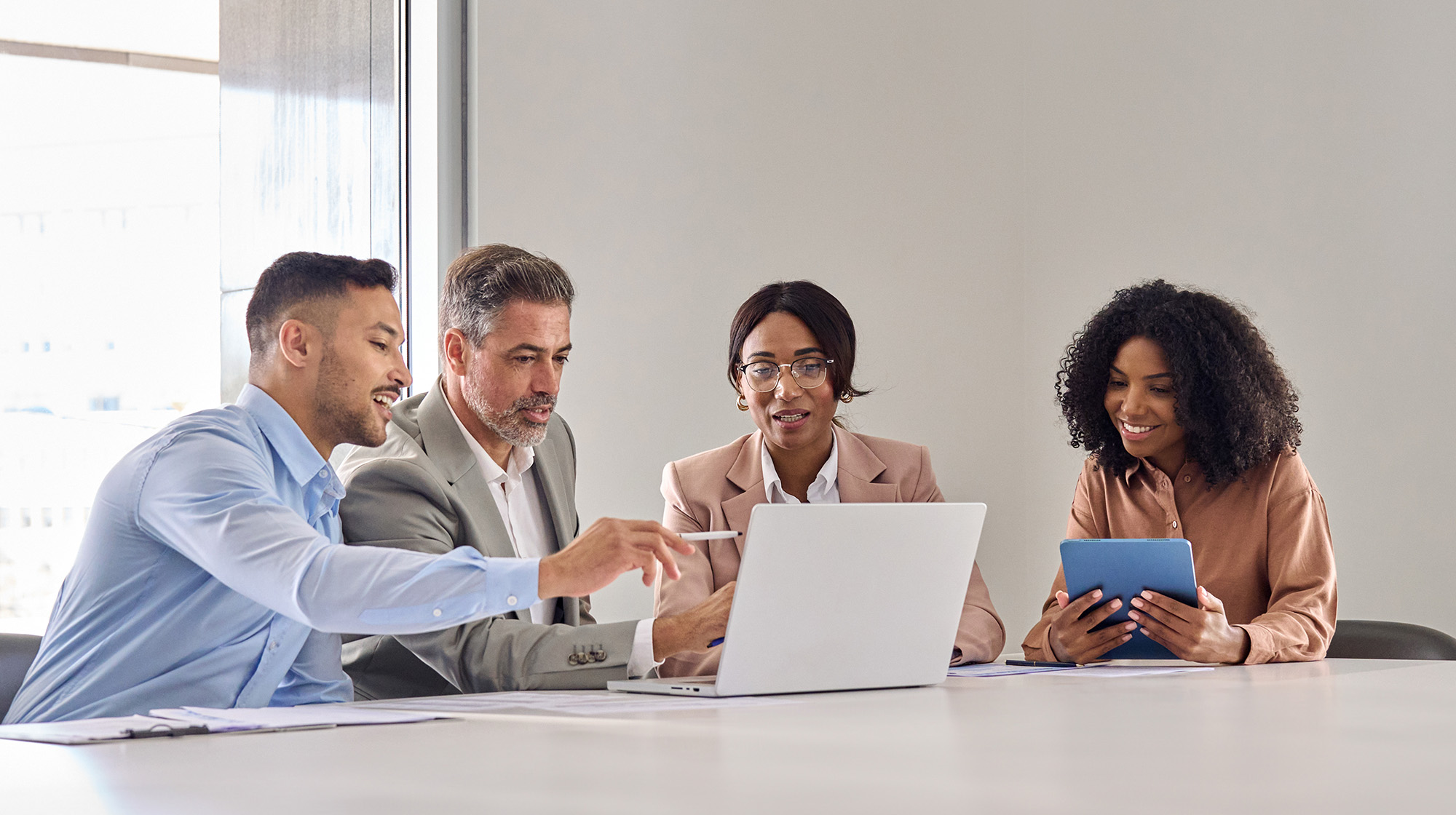 How to Improve Efficiency in the Accounts Payable Department - Auxis